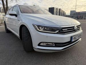 White Volkswagen Passat 2016 in Vilnius, with an engine capacity of 1.97 L and mileage of 360 thousand km for 11900 €, photo 6 on AUTOMOTO.COM.LV