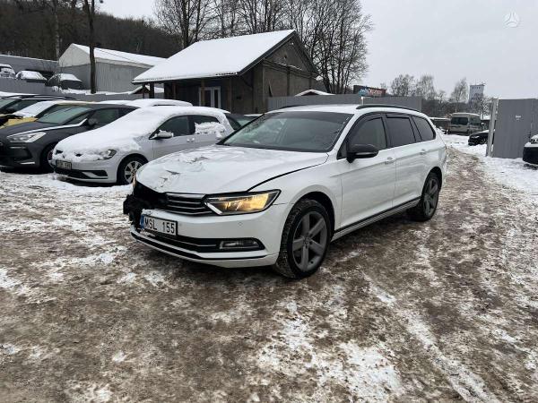 White Volkswagen Passat 2016 in Kaunas, with an engine capacity of 1.97 L and mileage of 166 thousand km for 5400 €, photo 1 on AUTOMOTO.COM.LV
