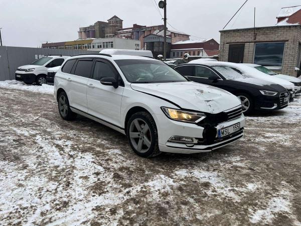 White Volkswagen Passat 2016 in Kaunas, with an engine capacity of 1.97 L and mileage of 166 thousand km for 5400 €, photo 2 on AUTOMOTO.COM.LV