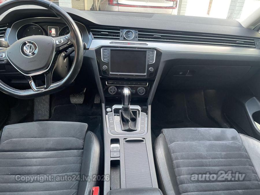 Balts Volkswagen Passat 2016 Tallina, ar dzinēja tilpumu 2.00 L un nobraukumu 278 tūkst. km par 11500 €, foto 11 vietnē AUTOMOTO.COM.LV