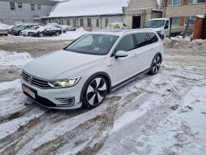 Balts Volkswagen Passat 2016 Kauņa, ar dzinēja tilpumu 1.97 L un nobraukumu 245 tūkst. km par 12800 €, foto  vietnē AUTOMOTO.COM.LV