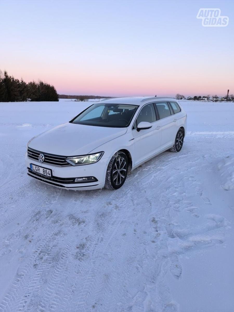 Balts Volkswagen Passat 2016 Viļņa, ar dzinēja tilpumu 2.00 L un nobraukumu 373 tūkst. km par 7500 €, foto 2 vietnē AUTOMOTO.COM.LV
