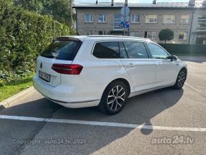 White Volkswagen Passat 2016 in Tallinn, with an engine capacity of 2.00 L and mileage of 217 thousand km for 14500 €, photo 3 on AUTOMOTO.COM.LV