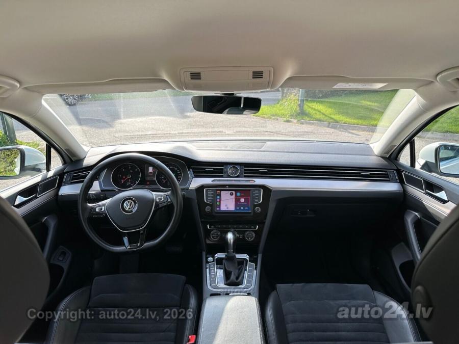 White Volkswagen Passat 2016 in Tallinn, with an engine capacity of 2.00 L and mileage of 217 thousand km for 14500 €, photo 13 on AUTOMOTO.COM.LV
