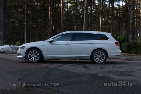 White Volkswagen Passat 2016 in Tallinn, with an engine capacity of 2.00 L and mileage of 266 thousand km for 12000 €, photo 3 on AUTOMOTO.COM.LV