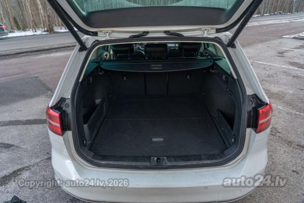 White Volkswagen Passat 2016 in Tallinn, with an engine capacity of 2.00 L and mileage of 266 thousand km for 12000 €, photo 6 on AUTOMOTO.COM.LV