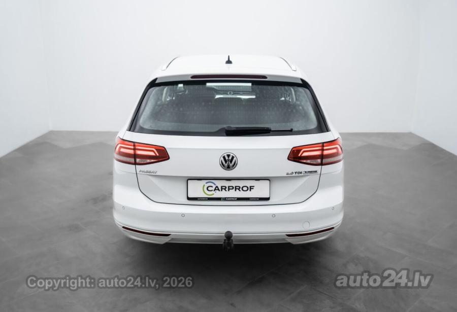 Balts Volkswagen Passat 2016 Tallina, ar dzinēja tilpumu 2.00 L un nobraukumu 214 tūkst. km par 10999 €, foto 5 vietnē AUTOMOTO.COM.LV