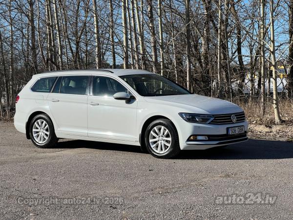 White Volkswagen Passat 2016 in Tallinn, with an engine capacity of 1.40 L and mileage of 193 thousand km for 10900 €, photo 8 on AUTOMOTO.COM.LV