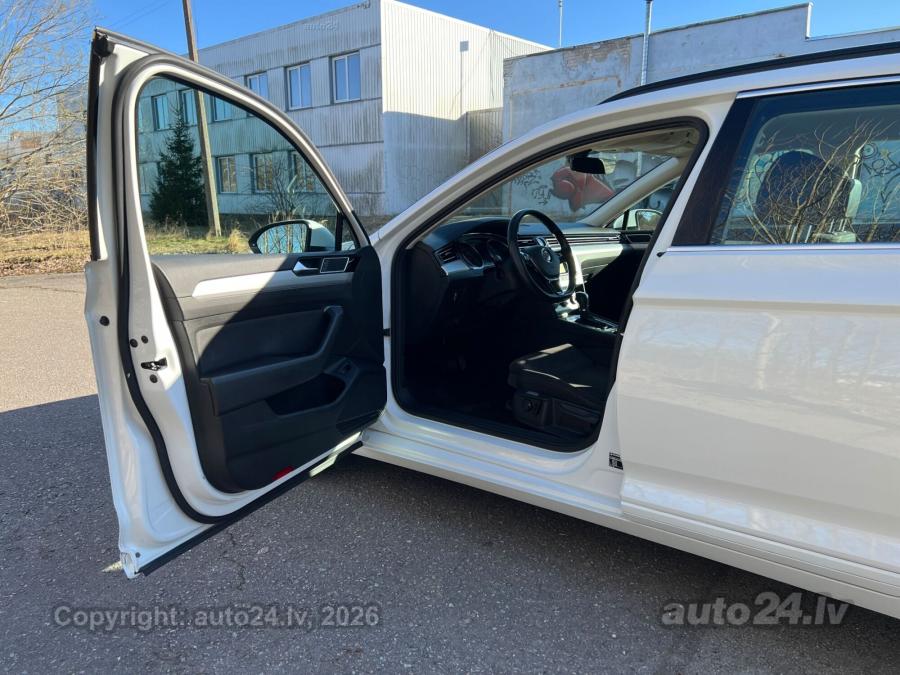 Balts Volkswagen Passat 2016 Tallina, ar dzinēja tilpumu 1.40 L un nobraukumu 193 tūkst. km par 10900 €, foto 10 vietnē AUTOMOTO.COM.LV