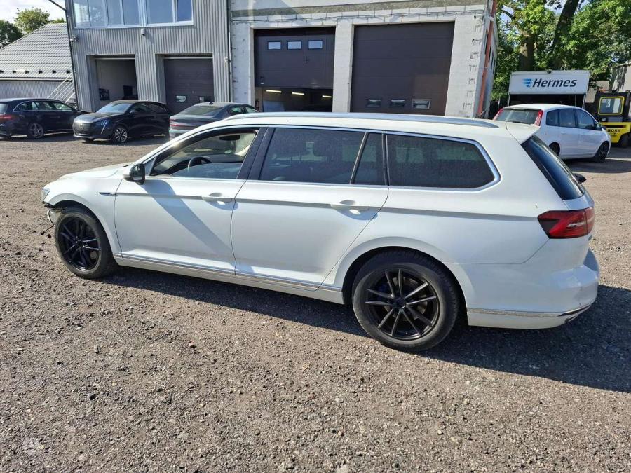 Balts Volkswagen Passat 2016 Marijampole, ar dzinēja tilpumu 1.40 L un nobraukumu 213 tūkst. km par 7999 €, foto 8 vietnē AUTOMOTO.COM.LV