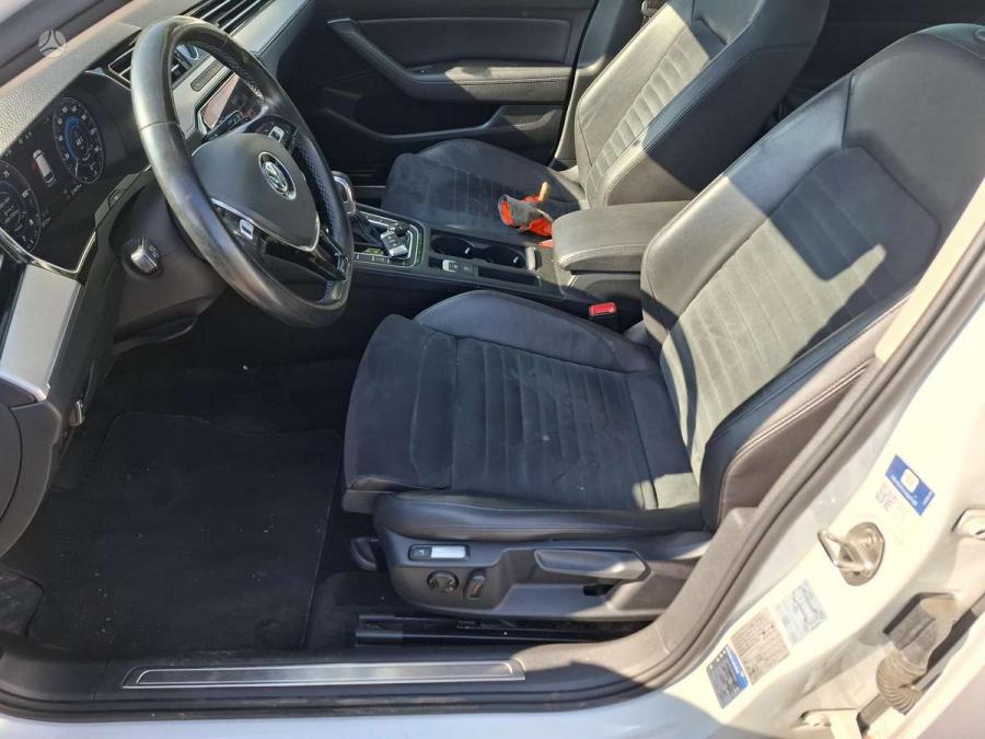 Balts Volkswagen Passat 2016 Marijampole, ar dzinēja tilpumu 1.40 L un nobraukumu 213 tūkst. km par 7999 €, foto 17 vietnē AUTOMOTO.COM.LV