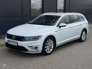 Balts Volkswagen Passat 2016 Viļņa, ar dzinēja tilpumu 1.40 L un nobraukumu 250 tūkst. km par 9900 €, foto  vietnē AUTOMOTO.COM.LV
