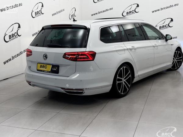White Volkswagen Passat 2016 in Avizieniai, with an engine capacity of 2.00 L and mileage of 216 thousand km for 11700 €, photo 2 on AUTOMOTO.COM.LV