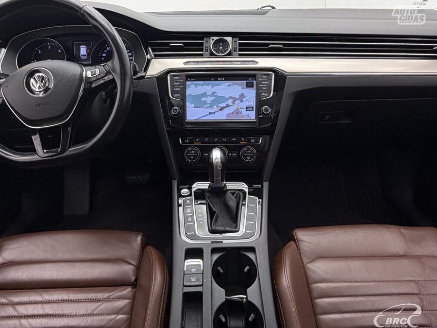 Balts Volkswagen Passat 2016 Avižieniai, ar dzinēja tilpumu 2.00 L un nobraukumu 216 tūkst. km par 11700 €, foto 16 vietnē AUTOMOTO.COM.LV