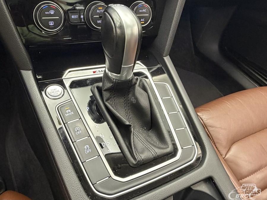 Balts Volkswagen Passat 2016 Avižieniai, ar dzinēja tilpumu 2.00 L un nobraukumu 216 tūkst. km par 11700 €, foto 27 vietnē AUTOMOTO.COM.LV
