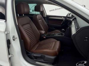 White Volkswagen Passat 2016 in Vilnius, with an engine capacity of 1.97 L and mileage of 216 thousand km for 11700 €, photo 9 on AUTOMOTO.COM.LV