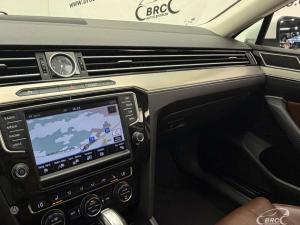 White Volkswagen Passat 2016 in Vilnius, with an engine capacity of 1.97 L and mileage of 216 thousand km for 11700 €, photo 30 on AUTOMOTO.COM.LV