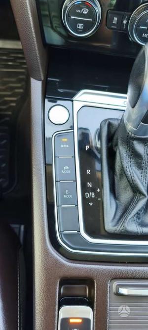 Balts Volkswagen Passat 2016 Alīta, ar dzinēja tilpumu 1.40 L un nobraukumu 270 tūkst. km par 9650 €, foto 17 vietnē AUTOMOTO.COM.LV