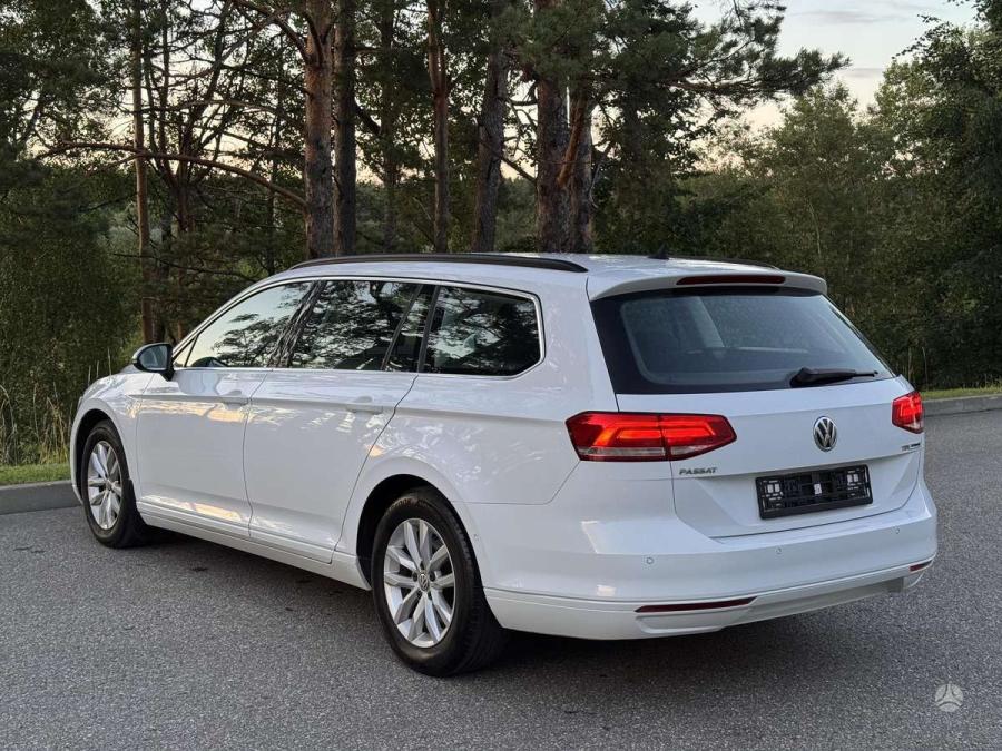 Balts Volkswagen Passat 2016 Viļņa, ar dzinēja tilpumu 1.60 L un nobraukumu 222 tūkst. km par 8000 €, foto 7 vietnē AUTOMOTO.COM.LV