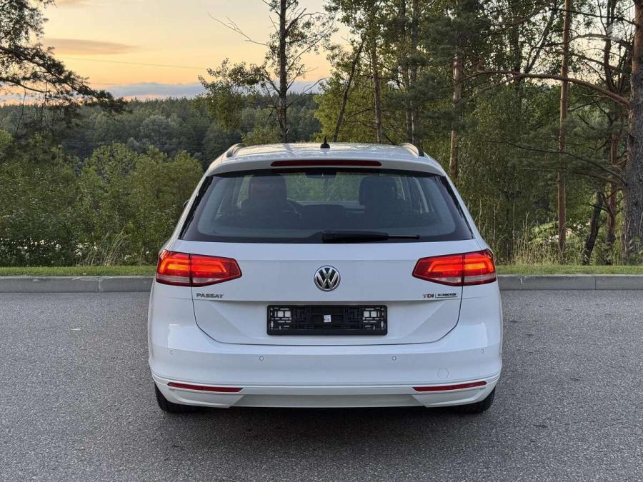 Balts Volkswagen Passat 2016 Viļņa, ar dzinēja tilpumu 1.60 L un nobraukumu 222 tūkst. km par 8000 €, foto 8 vietnē AUTOMOTO.COM.LV