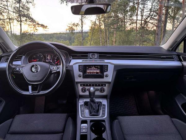 Balts Volkswagen Passat 2016 Viļņa, ar dzinēja tilpumu 1.60 L un nobraukumu 222 tūkst. km par 8000 €, foto 10 vietnē AUTOMOTO.COM.LV