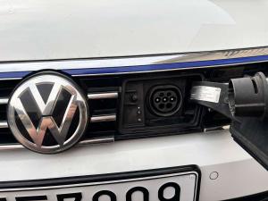 Balts Volkswagen Passat 2016 Kauņa, ar dzinēja tilpumu 1.40 L un nobraukumu 261 tūkst. km par 10600 €, foto 17 vietnē AUTOMOTO.COM.LV