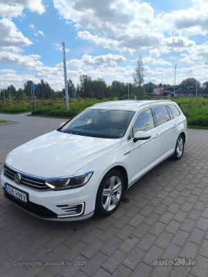 Белый Фольксваген Пассат 2016 в Таллин, объемом двигателя 1.40 л и пробегом 162 тыс. км за 12500 €, фото 3 на AUTOMOTO.COM.LV