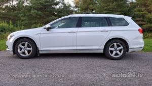White Volkswagen Passat 2016 in Tallinn, with an engine capacity of 2.00 L and mileage of 208 thousand km for 9800 €, photo 4 on AUTOMOTO.COM.LV