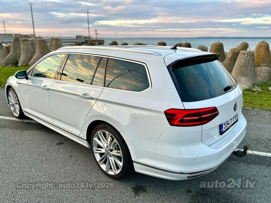 White Volkswagen Passat 2016 in Tallinn, with an engine capacity of 2.00 L and mileage of 236 thousand km for 14300 €, photo 6 on AUTOMOTO.COM.LV