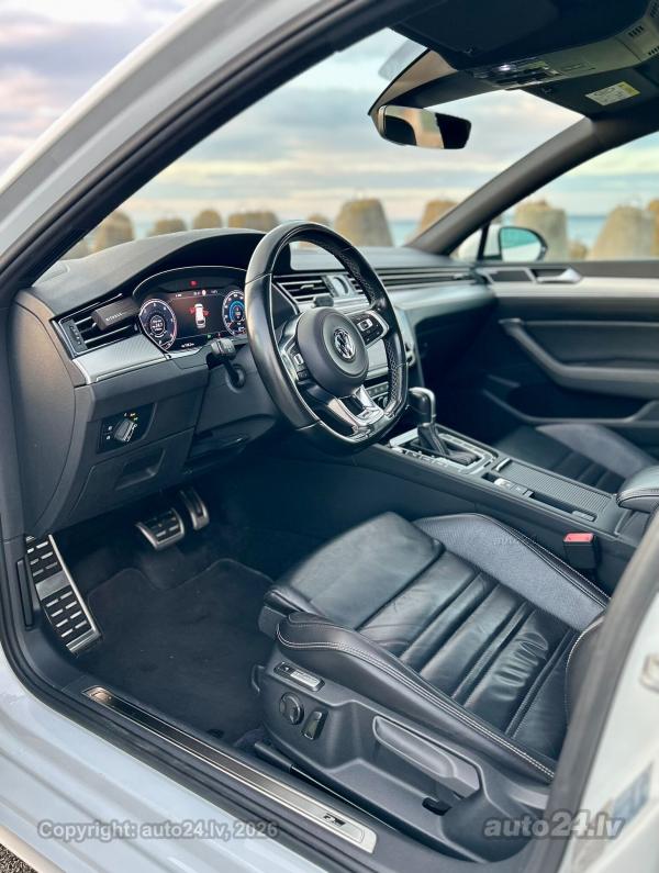 Balts Volkswagen Passat 2016 Tallina, ar dzinēja tilpumu 2.00 L un nobraukumu 236 tūkst. km par 14300 €, foto 10 vietnē AUTOMOTO.COM.LV