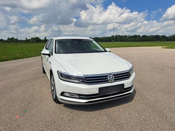 Volkswagen Passat 2016 in Kaunas on AUTOMOTO.COM.LV White Volkswagen Passat 2016 in Kaunas, with an engine capacity of 1.97 L and mileage of 395 thousand km for 7800 €, photo 8 on AUTOMOTO.COM.LV