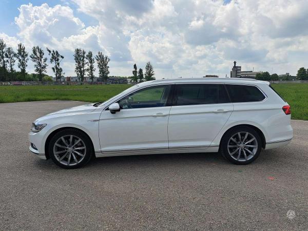 Volkswagen Passat 2016 in Kaunas on AUTOMOTO.COM.LV White Volkswagen Passat 2016 in Kaunas, with an engine capacity of 1.97 L and mileage of 395 thousand km for 7800 €, photo 11 on AUTOMOTO.COM.LV