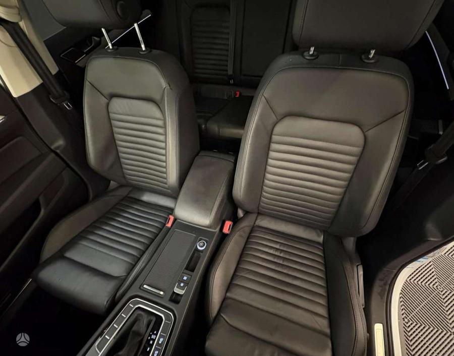 Balts Volkswagen Passat 2016 Marijampole, ar dzinēja tilpumu 1.97 L un nobraukumu 254 tūkst. km par 12999 €, foto 20 vietnē AUTOMOTO.COM.LV