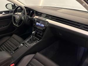 Balts Volkswagen Passat 2016 Marijampole, ar dzinēja tilpumu 1.97 L un nobraukumu 254 tūkst. km par 12999 €, foto 27 vietnē AUTOMOTO.COM.LV