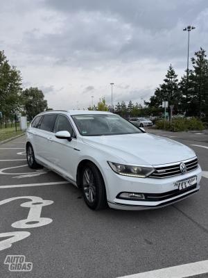 Balts Volkswagen Passat 2016 Viļņa, ar dzinēja tilpumu 2.00 L un nobraukumu 375 tūkst. km par 9100 €, foto  vietnē AUTOMOTO.COM.LV