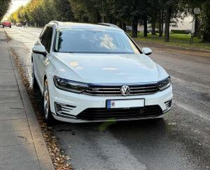 Белый Фольксваген Пассат 2016 в Каунас, объемом двигателя 1.40 л и пробегом 166 тыс. км за 9350 €, фото 4 на AUTOMOTO.COM.LV