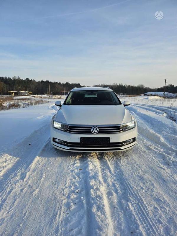 Белый Фольксваген Пассат 2017 в Юрбаркас, объемом двигателя 1.60 л и пробегом 249 тыс. км за 9100 €, фото 7 на AUTOMOTO.COM.LV