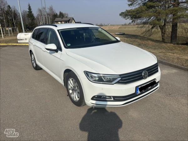 White Volkswagen Passat 2017 in Marijampole, with an engine capacity of 2.00 L and mileage of 280 thousand km for 7900 €, photo 2 on AUTOMOTO.COM.LV
