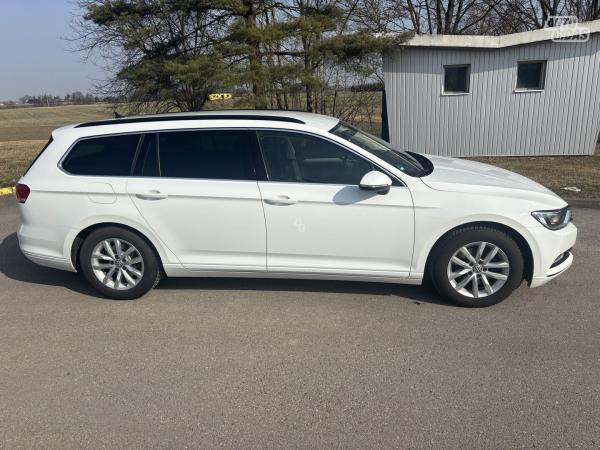 White Volkswagen Passat 2017 in Marijampole, with an engine capacity of 2.00 L and mileage of 280 thousand km for 7900 €, photo 5 on AUTOMOTO.COM.LV