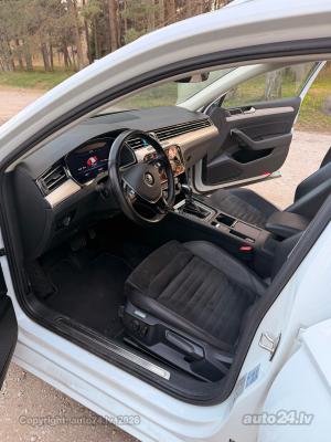 White Volkswagen Passat 2017 in Tallinn, with an engine capacity of 1.40 L and mileage of 203 thousand km for 17800 €, photo 8 on AUTOMOTO.COM.LV