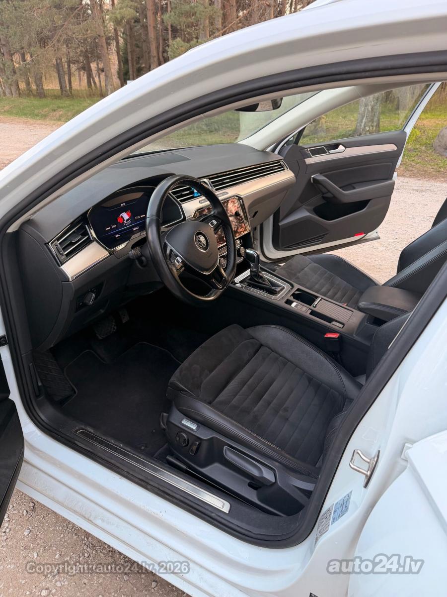 White Volkswagen Passat 2017 in Tallinn, with an engine capacity of 1.40 L and mileage of 203 thousand km for 17800 €, photo 8 on AUTOMOTO.COM.LV