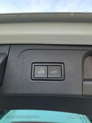 White Volkswagen Passat 2017 in Tallinn, with an engine capacity of 1.40 L and mileage of 203 thousand km for 17800 €, photo 13 on AUTOMOTO.COM.LV