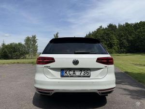Белый Фольксваген Пассат 2017 в Вильнюс, объемом двигателя 1.80 л и пробегом 182 тыс. км за 16400 €, фото 3 на AUTOMOTO.COM.LV