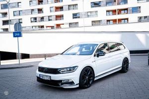 White Volkswagen Passat 2017 in Vilnius, with an engine capacity of 1.98 L and mileage of 300 thousand km for 15000 €, photo 5 on AUTOMOTO.COM.LV