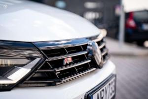 White Volkswagen Passat 2017 in Vilnius, with an engine capacity of 1.98 L and mileage of 300 thousand km for 15000 €, photo 11 on AUTOMOTO.COM.LV