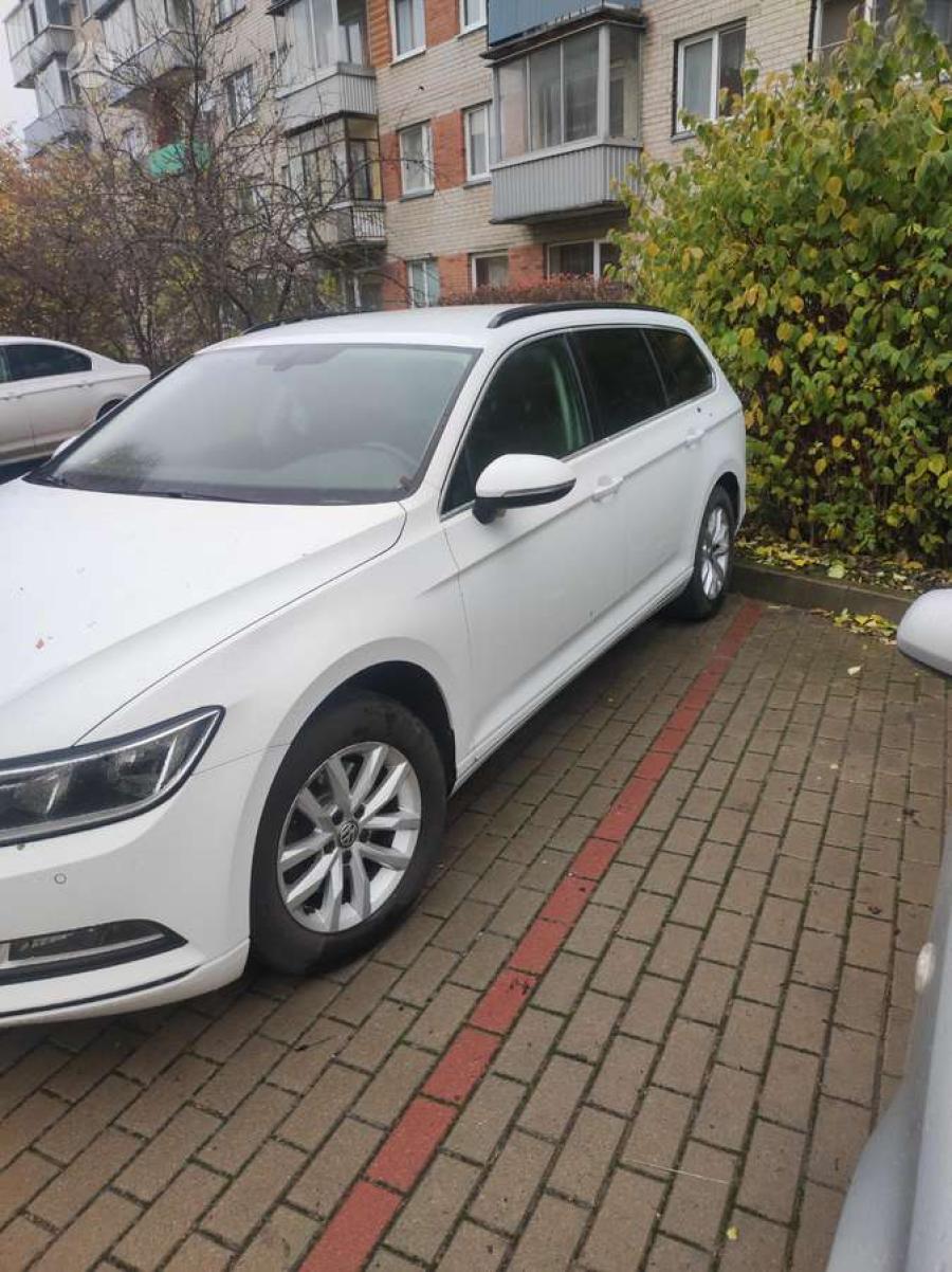 Balts Volkswagen Passat 2018 Kauņa, ar dzinēja tilpumu 1.50 L un nobraukumu 118 tūkst. km par 12500 €, foto 5 vietnē AUTOMOTO.COM.LV