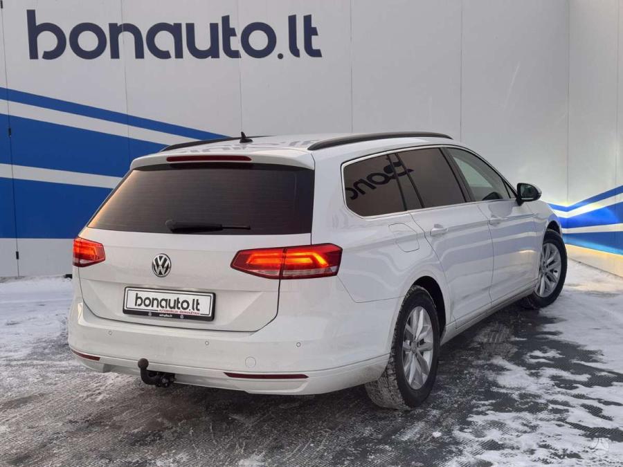 Balts Volkswagen Passat 2018 Kauņa, ar dzinēja tilpumu 1.60 L un nobraukumu 289 tūkst. km par 10950 €, foto 3 vietnē AUTOMOTO.COM.LV