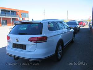White Volkswagen Passat 2018 in Tartu, with an engine capacity of 2.00 L and mileage of 150 thousand km for 18590 €, photo 7 on AUTOMOTO.COM.LV