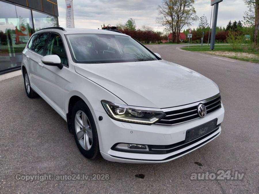 White Volkswagen Passat 2018 in Viljandi, with an engine capacity of 1.60 L and mileage of 132 thousand km for 13900 €, photo 1 on AUTOMOTO.COM.LV