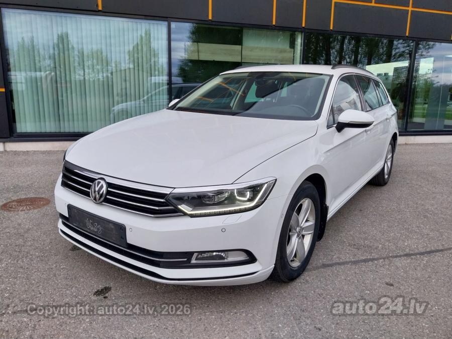 White Volkswagen Passat 2018 in Viljandi, with an engine capacity of 1.60 L and mileage of 132 thousand km for 13900 €, photo 3 on AUTOMOTO.COM.LV